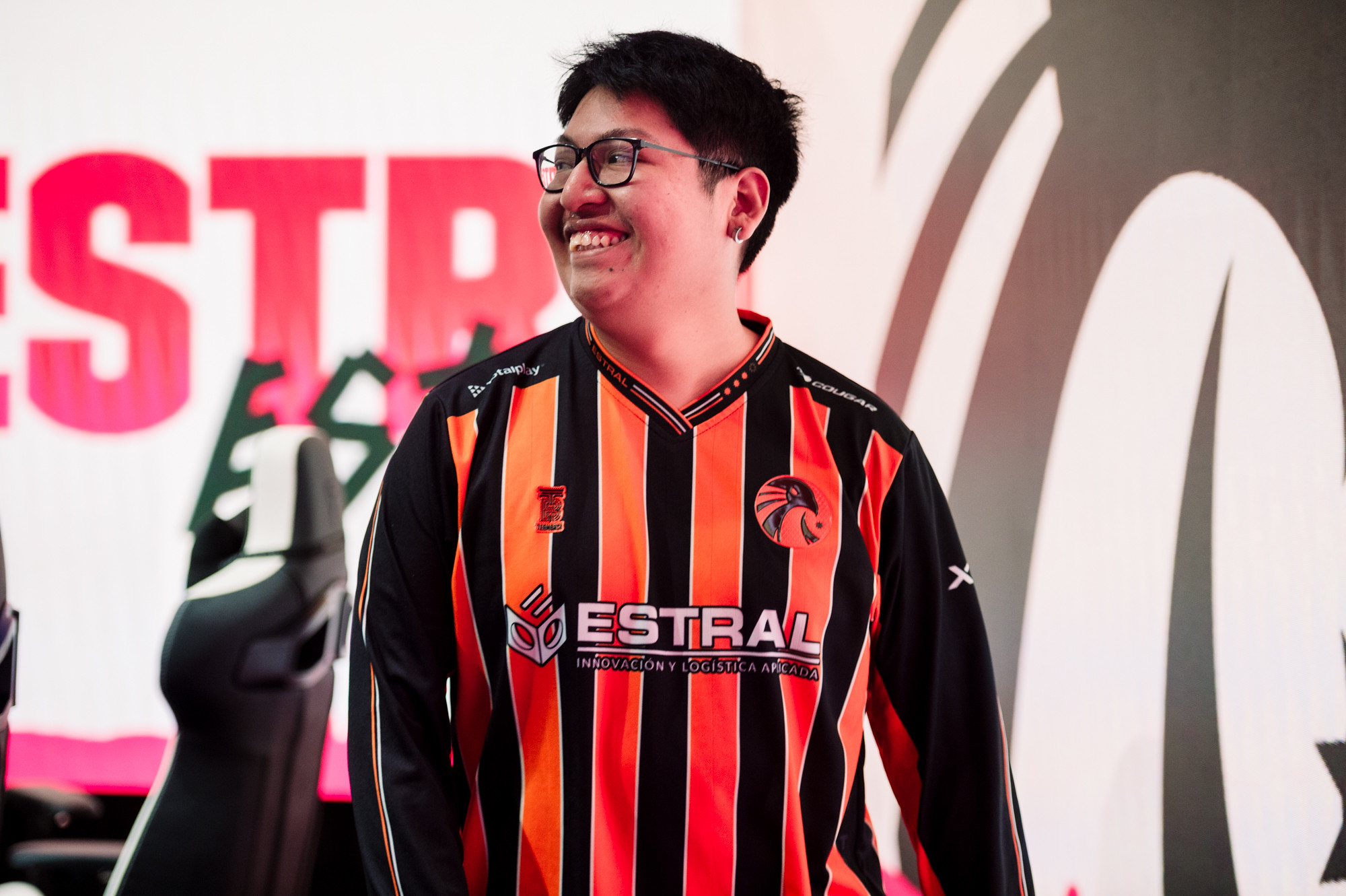 Sin sorpresas: R7 y Estral Esports ganan sus series en la LLA